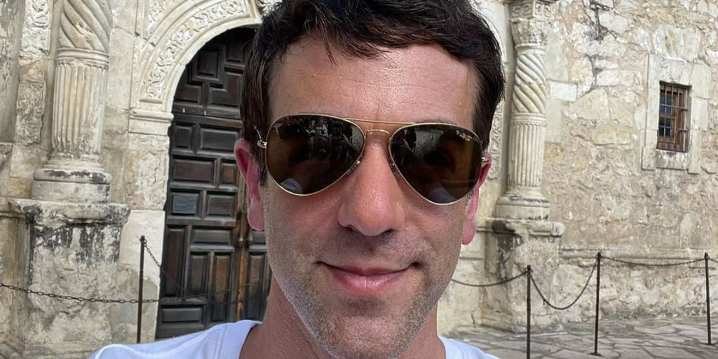 B.J. Novak was seen wearing gold Ray-Ban Aviator Large Metal RB 3025 ...